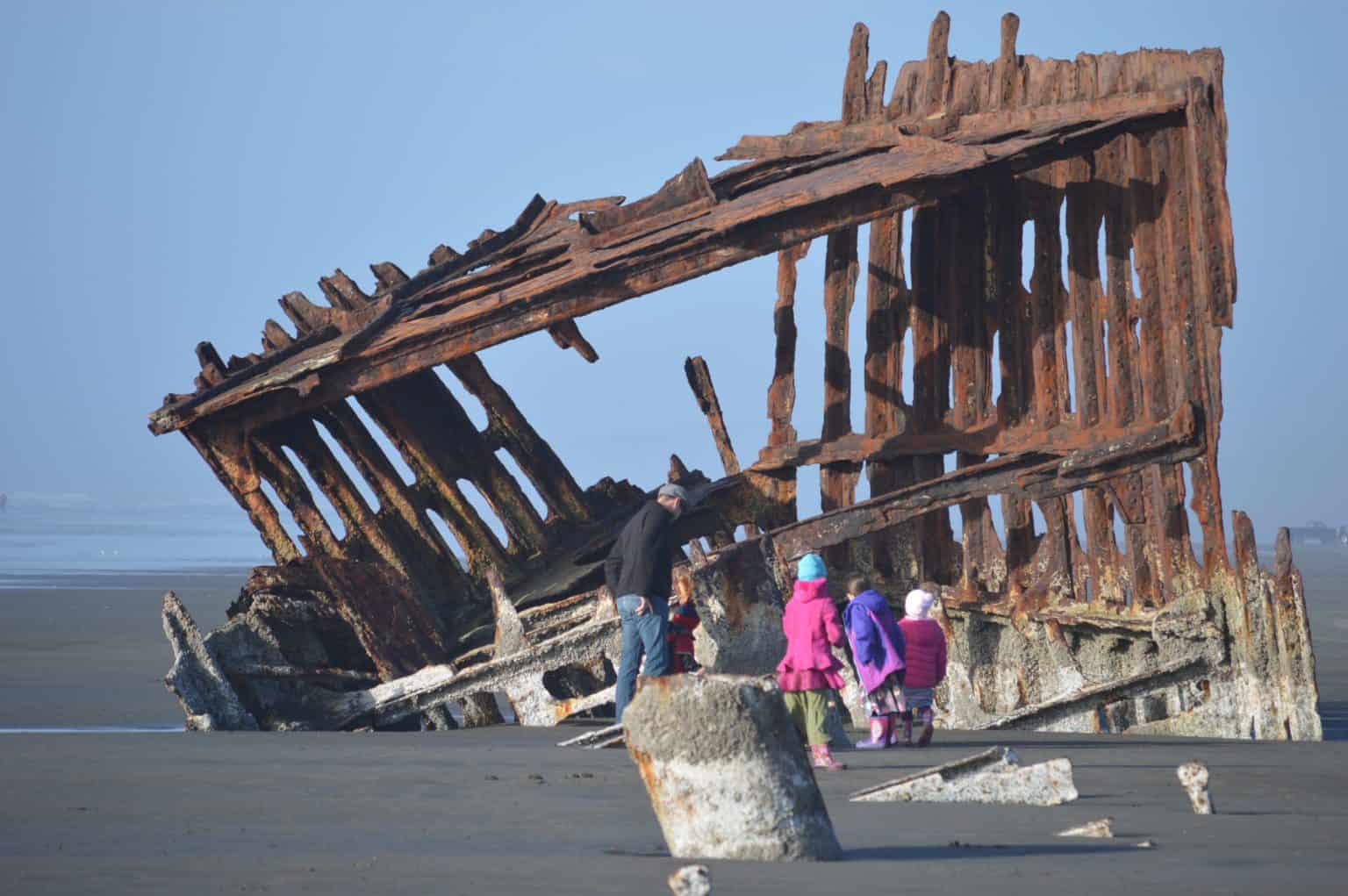 21+ Best Things to do in Astoria Oregon with Kids - Dinkum Tribe