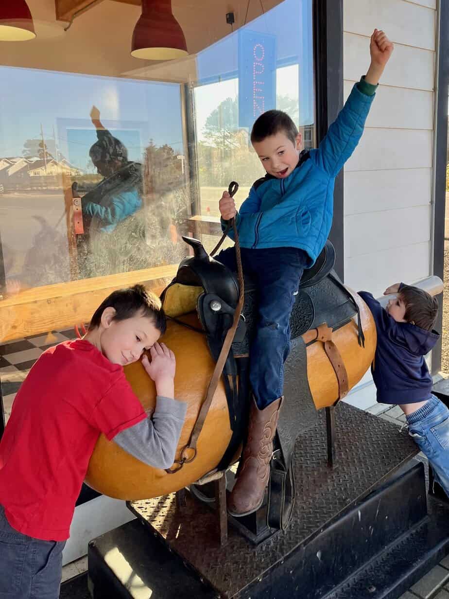 31 Top Things to do in Rockaway Beach Oregon with kids - Dinkum Tribe