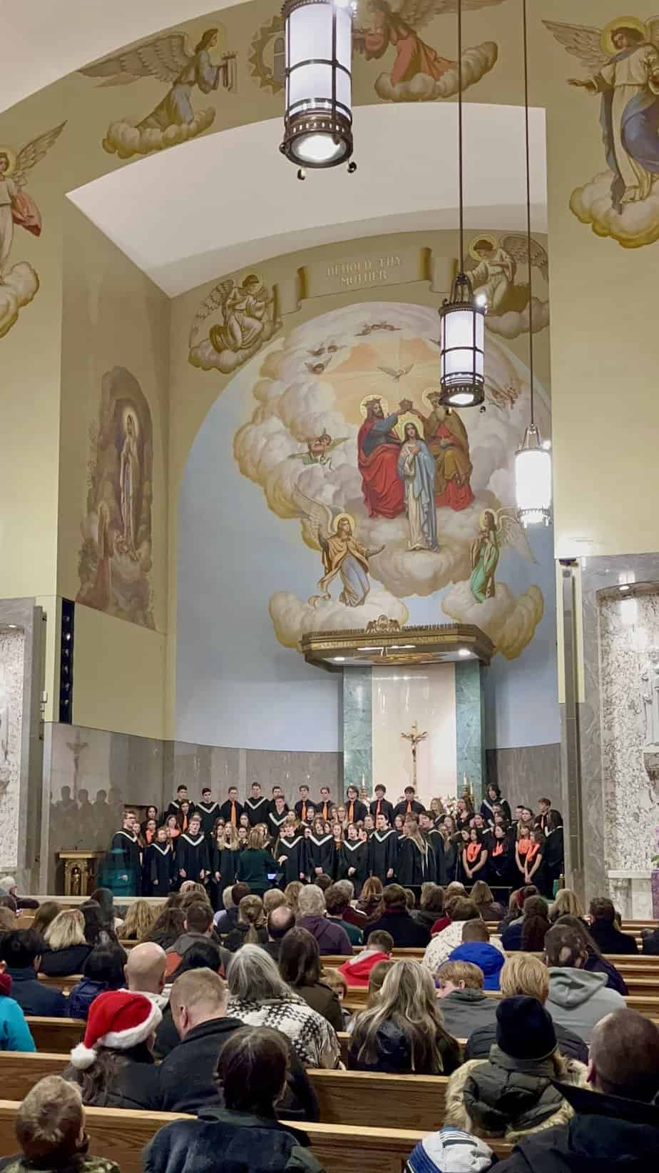 30+ Best Places to See Christmas Lights in Portland - Dinkum Tribe