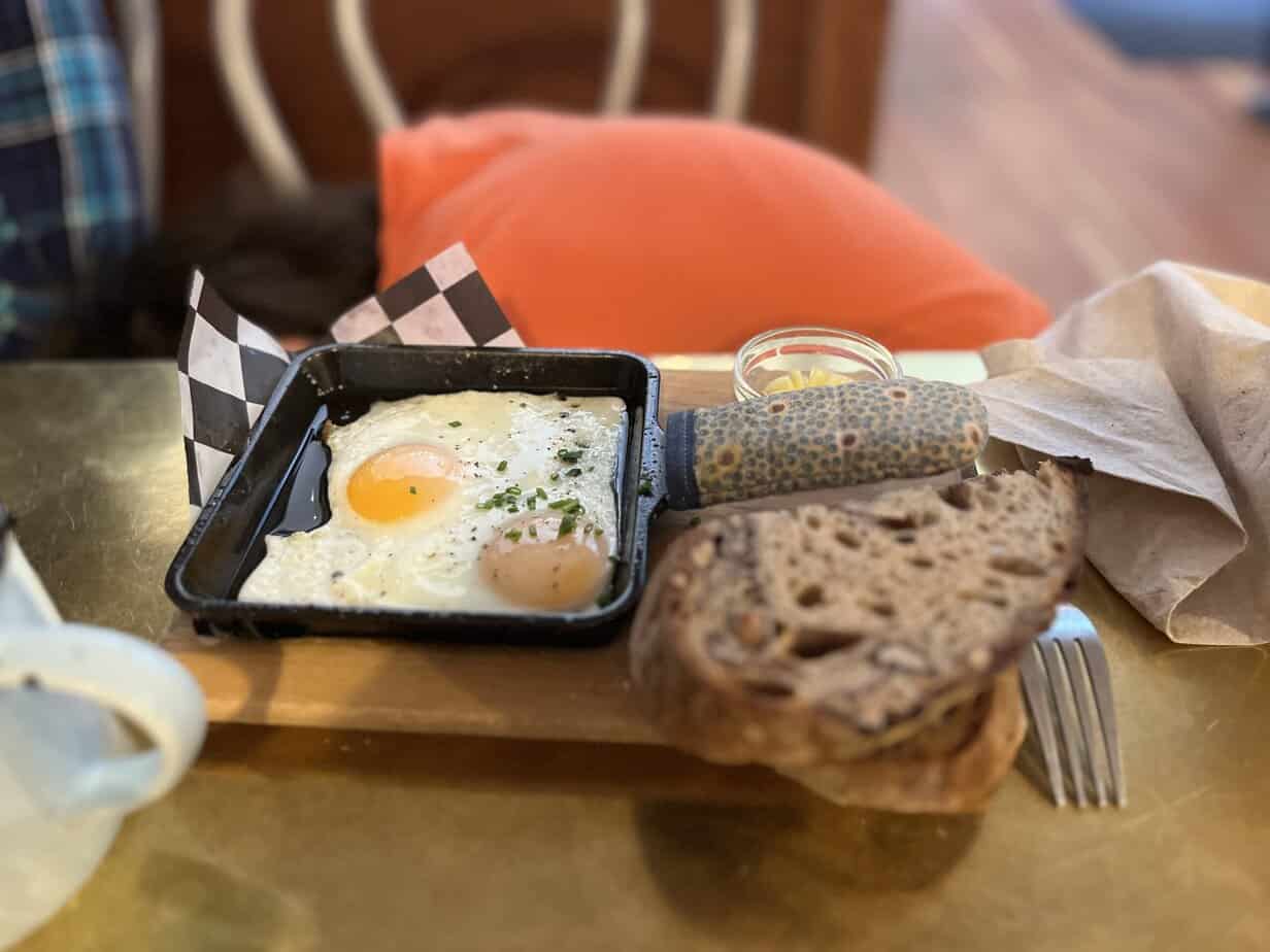 12 Best Breakfast Places in Hood River, Oregon - Dinkum Tribe